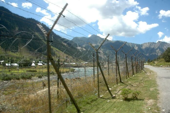 Focus on Breaking Cycle of Violence in Jammu Kashmir: Northern Army ...