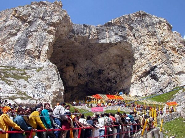 Security Wing Deploys Hi-Tech Security Gadgets at Yatra Camps to Ensure ...