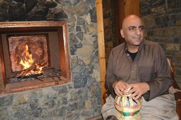 NC Leader Sameer Kaul Alleges Manhandling by Policemen in Srinagar ...