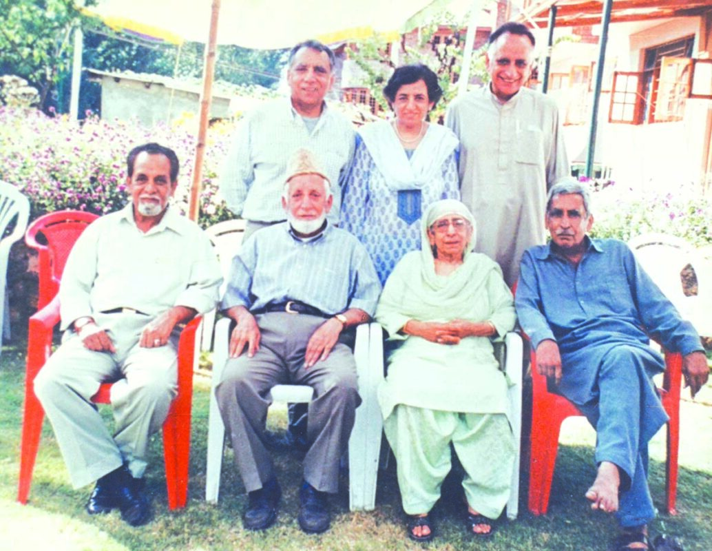 The Ashai Family: Ghulam Ahmed Ashai’s sons and daughters. In the first ...