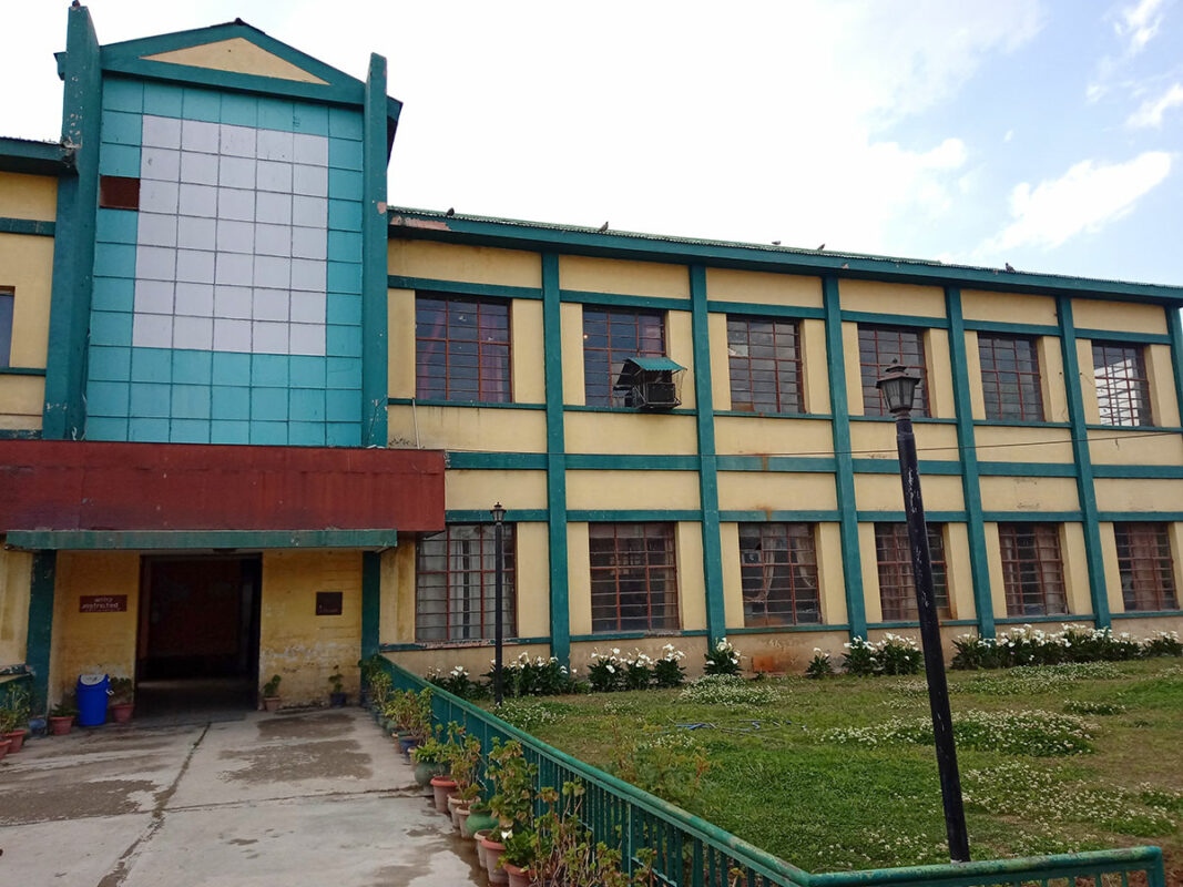 An ITI Fall | Kashmir Life - Latest News & Breaking News from Kashmir