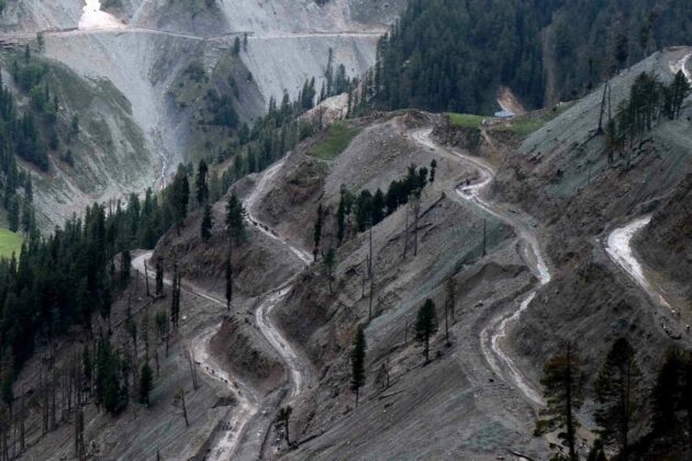 Historic Mughal Road Reopens for Traffic | Kashmir Life - Latest News ...