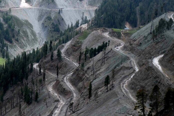 Historic Mughal Road Reopens for Traffic | Kashmir Life - Latest News ...