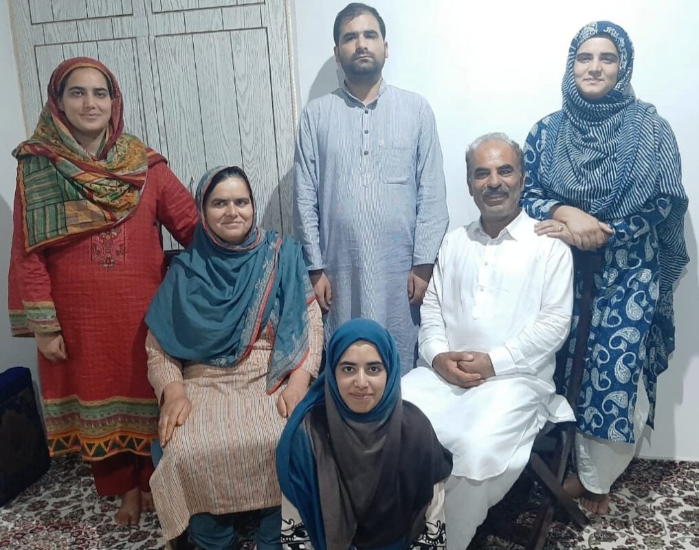 SAbzar Ahmad Gania with his parents | Kashmir Life - Latest News ...