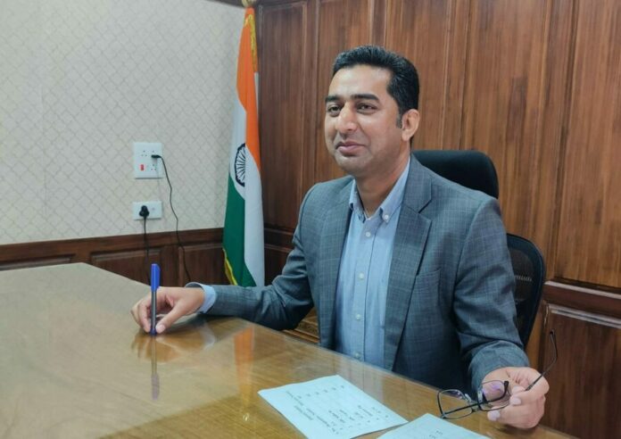 Sports Should Not be Politicised: Shahid Iqbal Choudhary | Kashmir Life ...
