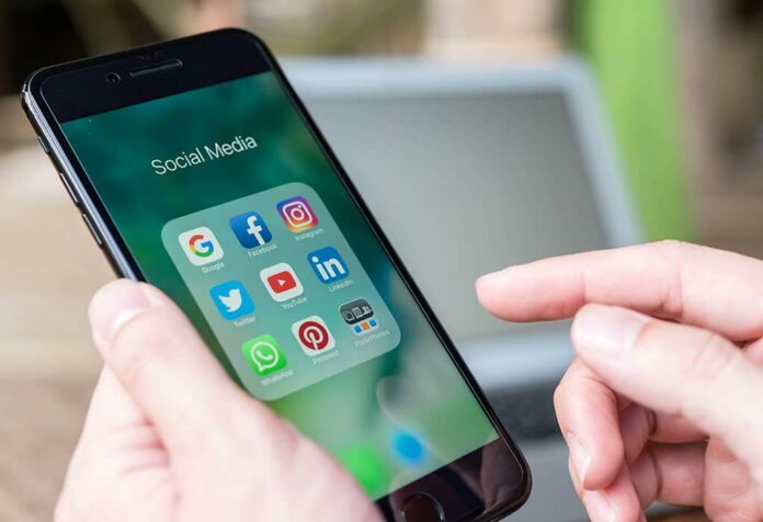 Kashmir Boys More Vulnerable as Social Media, Gaming Harms Mental ...