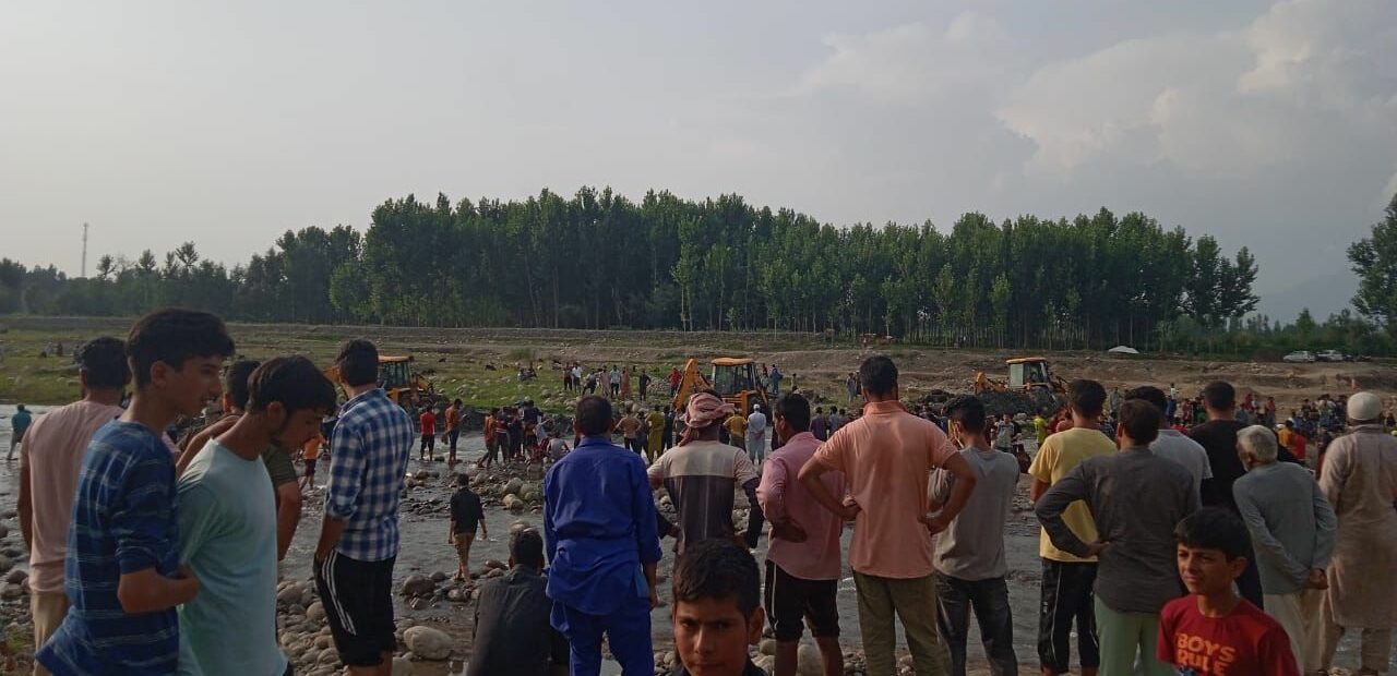 Three Kashmir Tragedies That Revealed the Fierce Bond Between Fathers ...